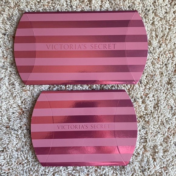 Victoria's Secret | Accessories | Vintage 2 Victoria Secret Gift Card ...